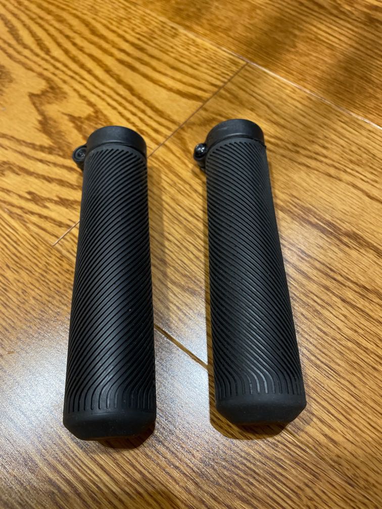 Brompton original handle grip, Sports Equipment, Bicycles & Parts ...