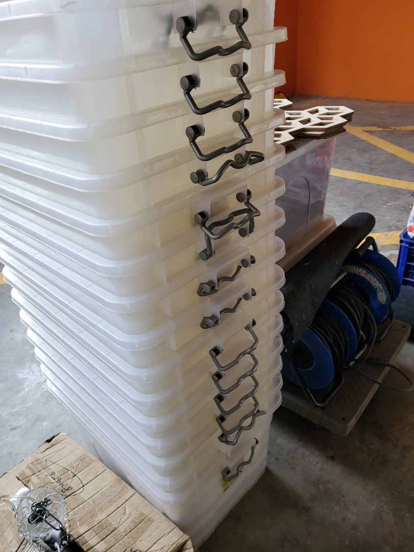 Container togoyo, Furniture & Home Living, Home Improvement ...