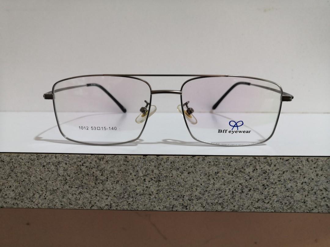 Double-bar Frame 1012, Men's Fashion, Watches & Accessories, Sunglasses ...