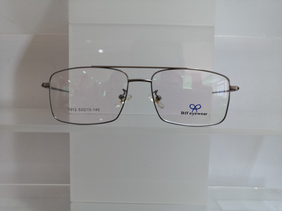 Double-bar Frame 1012, Men's Fashion, Watches & Accessories, Sunglasses ...