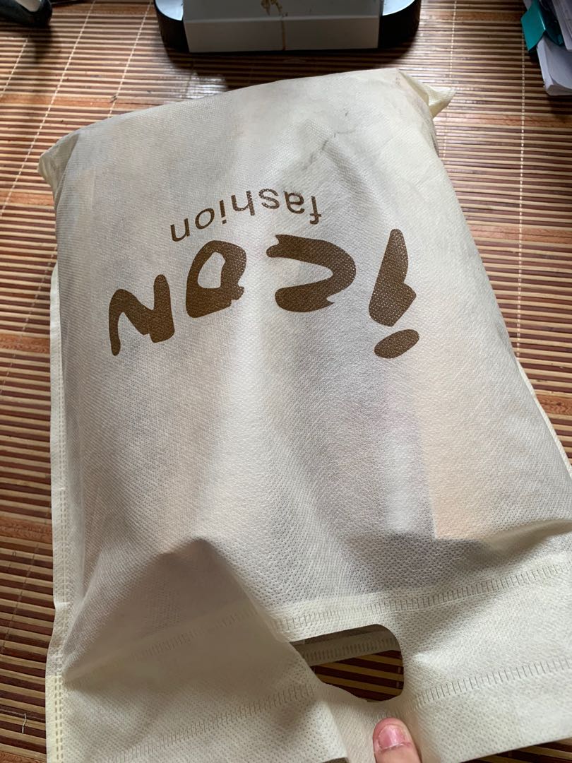 JEJU GIFT BAGS GIFTS IDEAS, Hobbies & Toys, Collectibles & Memorabilia ...