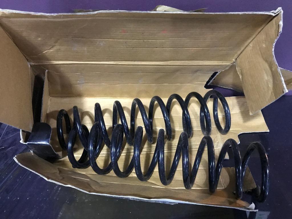 Mitsubishi Lancer Spring, Car Parts & Accessories, Suspension Parts and ...