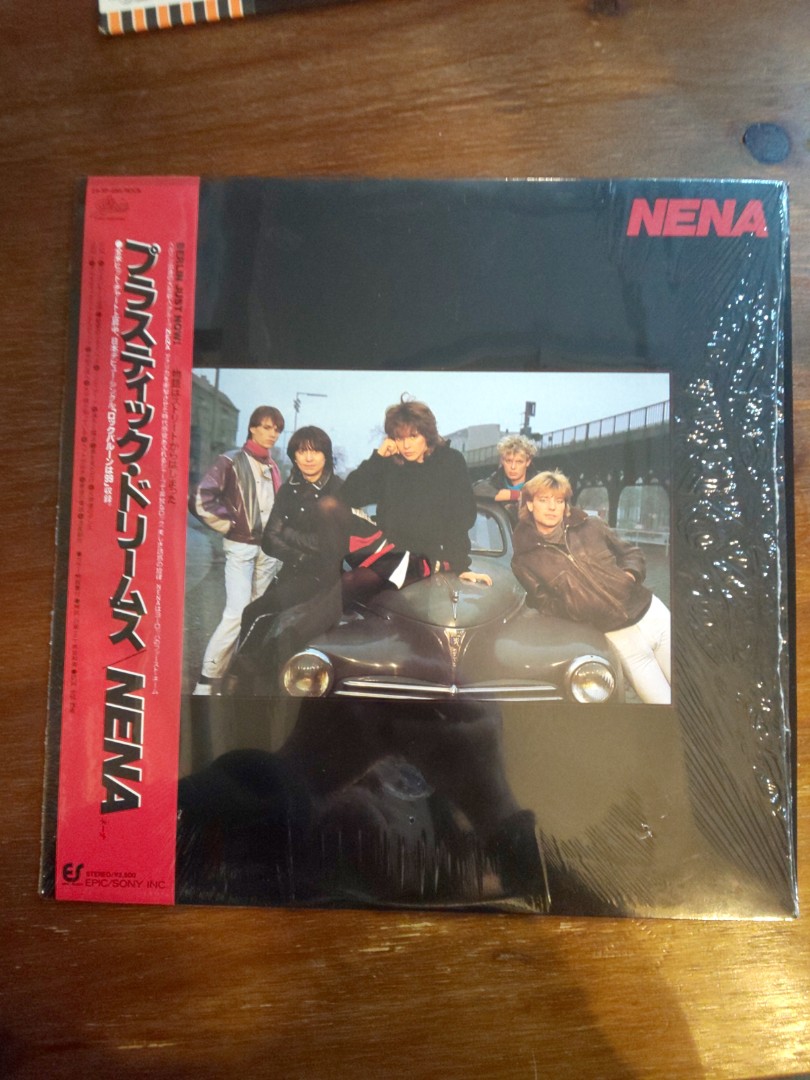 Nena s/t JAPAN LP 1983, 興趣及遊戲, 音樂、樂器 & 配件, 音樂與媒體 - 黑膠碟 - Carousell