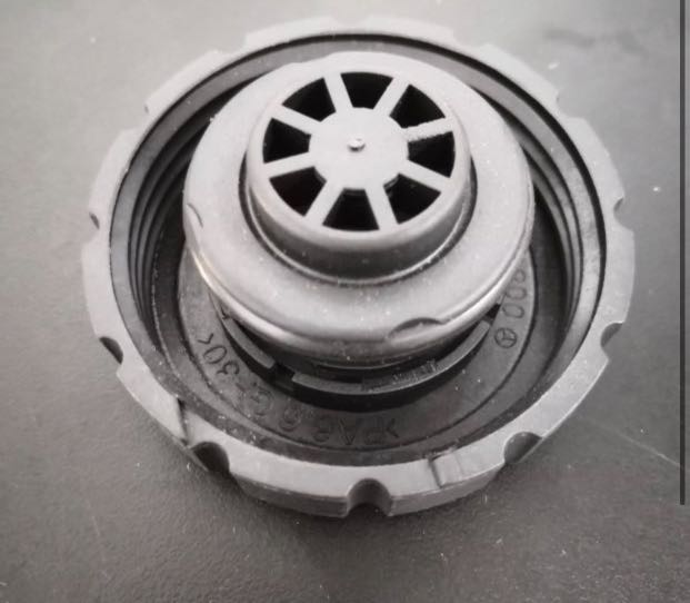 ORIGINAL MERCEDES-BENZ Spare Tank Cap (Plastic) W203 W204 W210 W211 ...