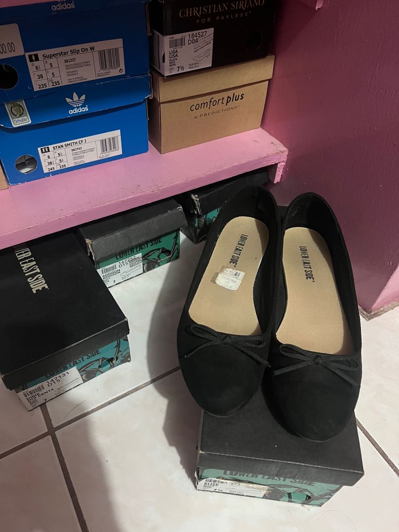 Payless Lower East Side Black Flats, Women's Fashion, Footwear, Flats ...