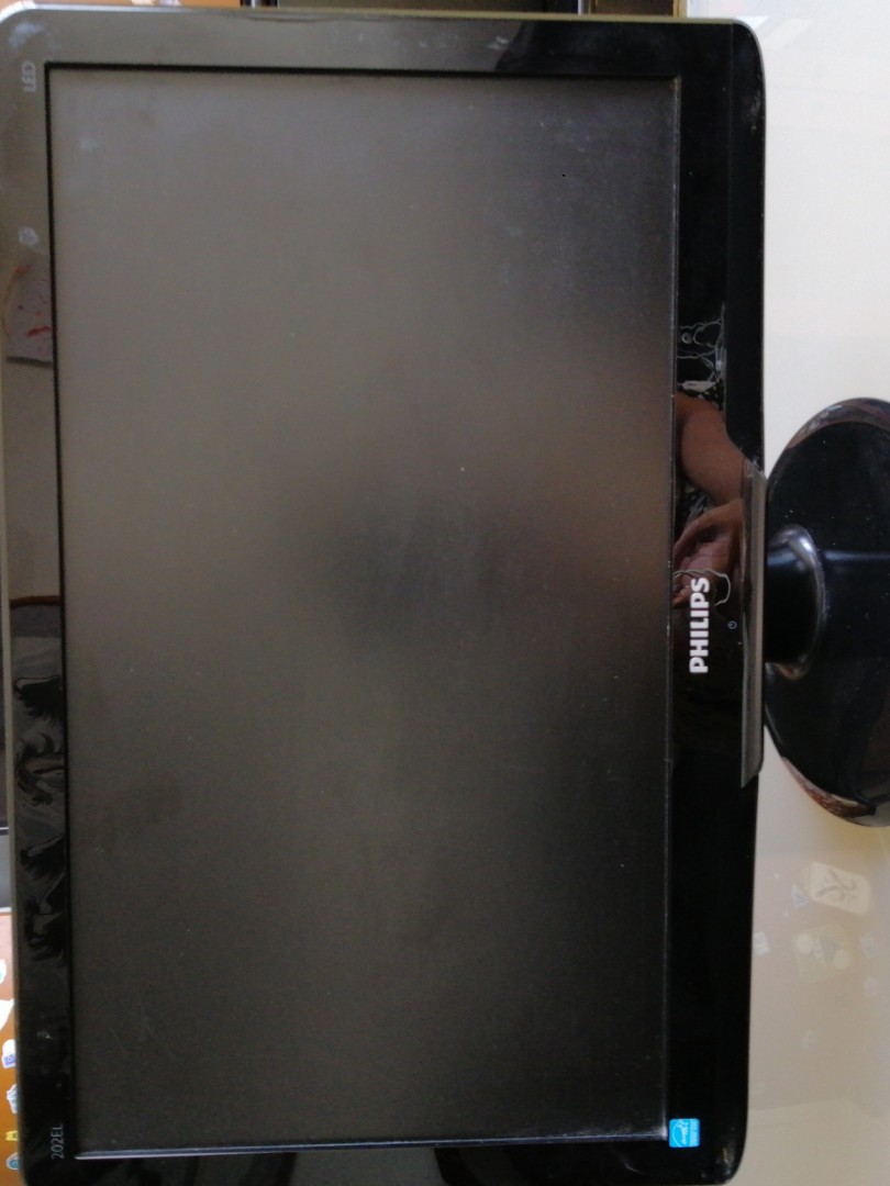 Phillips monitor, Computers & Tech, Desktops on Carousell