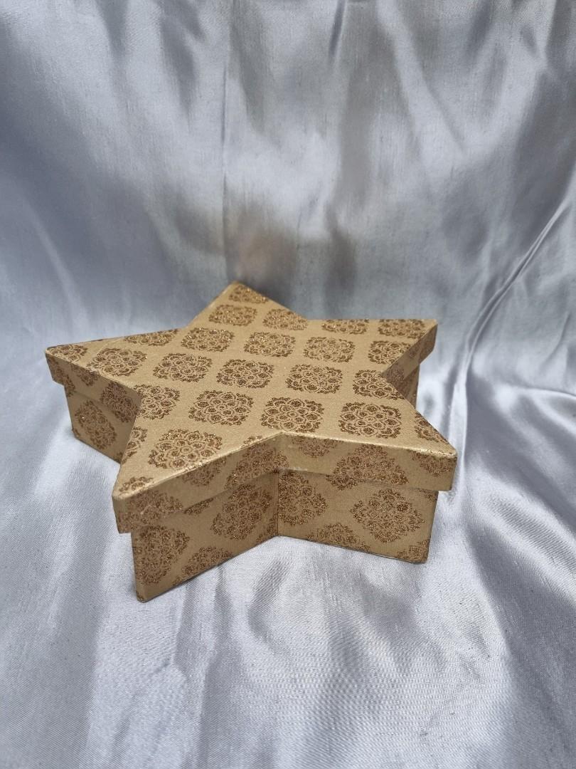 Star shaped gift boxes, Hobbies & Toys, Stationery & Craft, Occasions ...