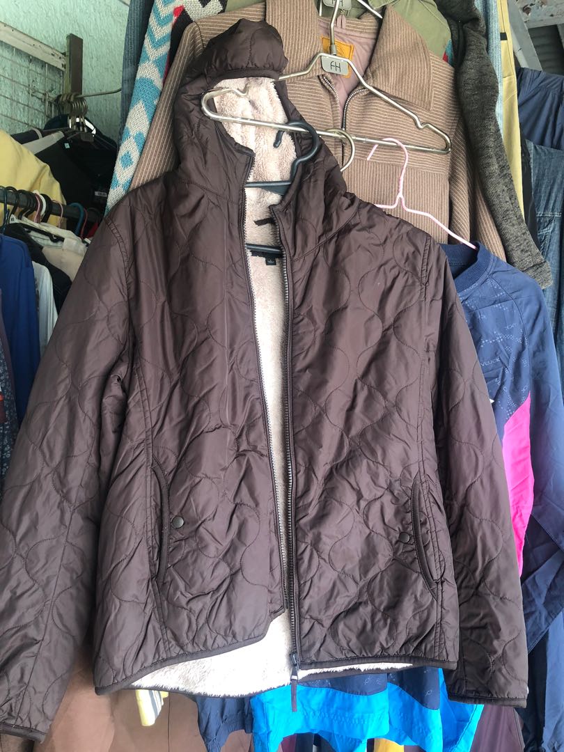 Uniqlo Padded with inner fleece Jacket, Women's Fashion, Coats, Jackets ...