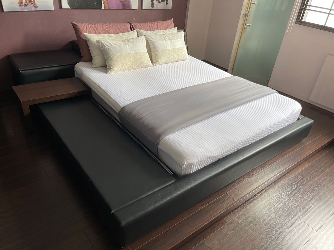 Very nice Queen size Bed frame with lot of storage capacity, Furniture ...
