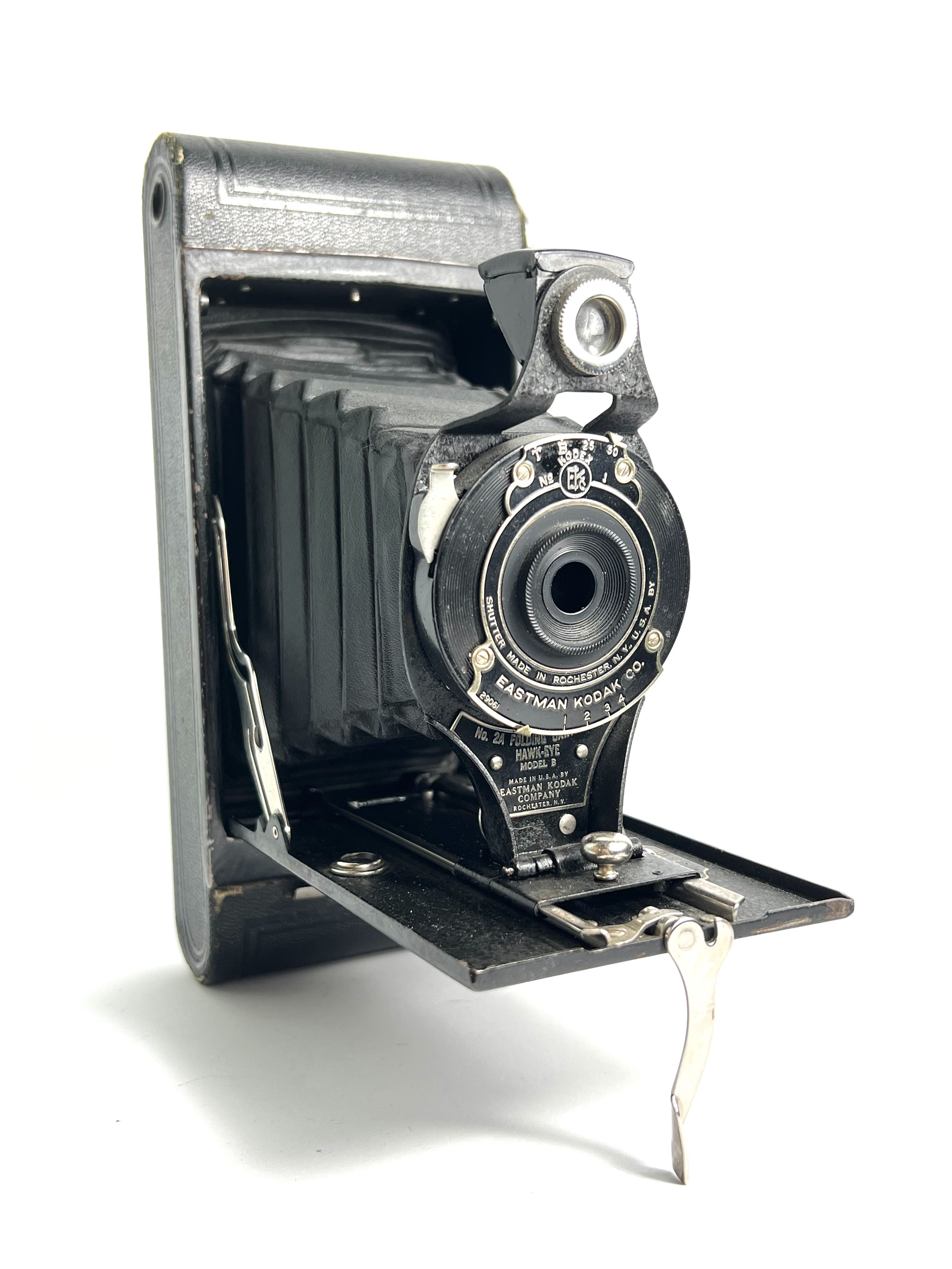 Vintage Kodak No. 2A Folding Cartridge Hawk-Eye Camera, Hobbies & Toys ...