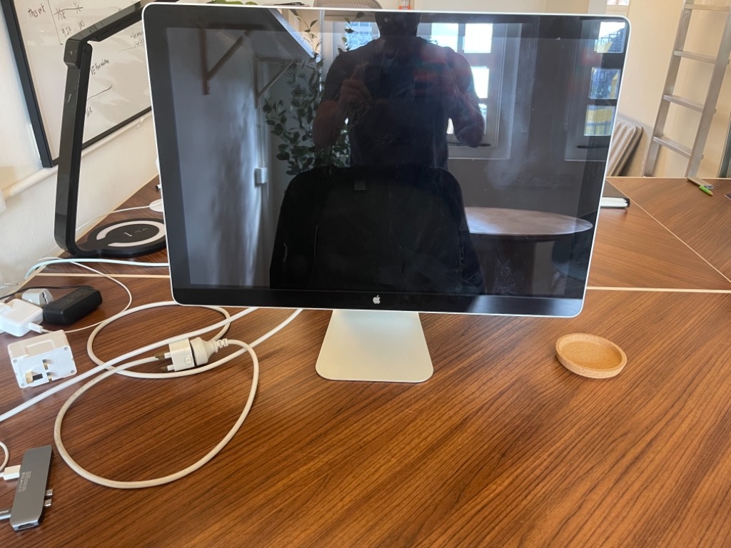 Apple LED Cinema Display / Thunderbolt 24 Inch Monitor, Computers ...