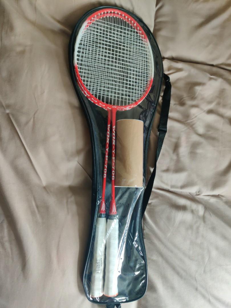 Badminton racket set with 3 shuttlecock, Sports Equipment, Sports ...
