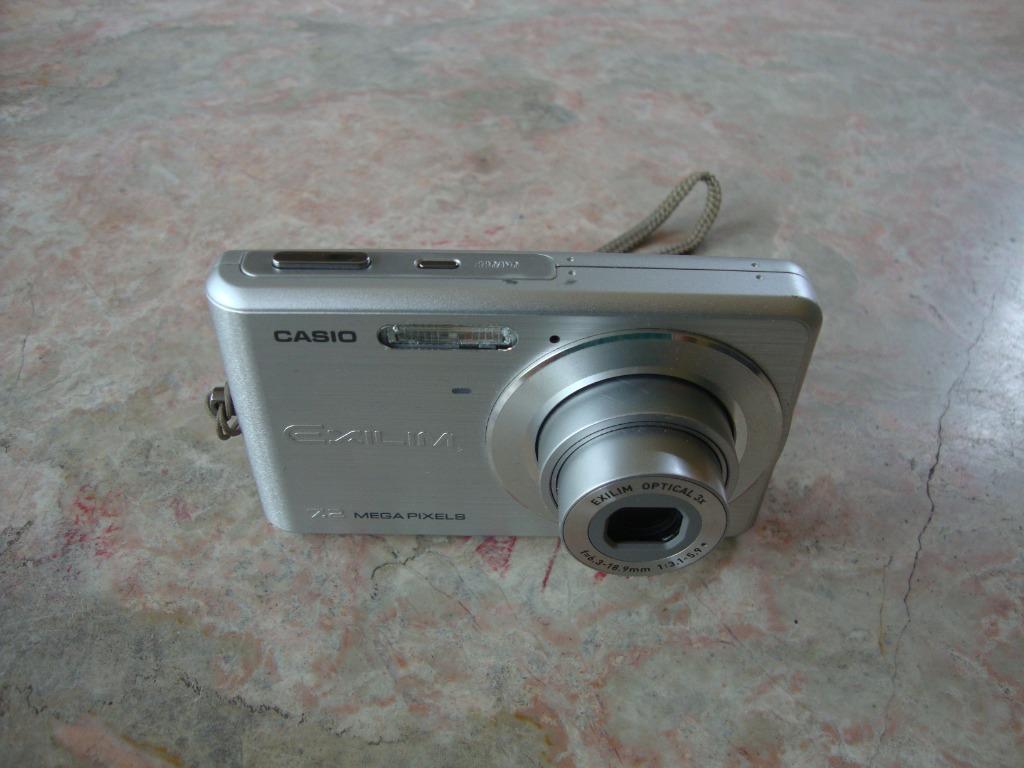 Casio Exilim 7.2 megapixels Digital Camera Ex-Z77, Photography, Cameras ...