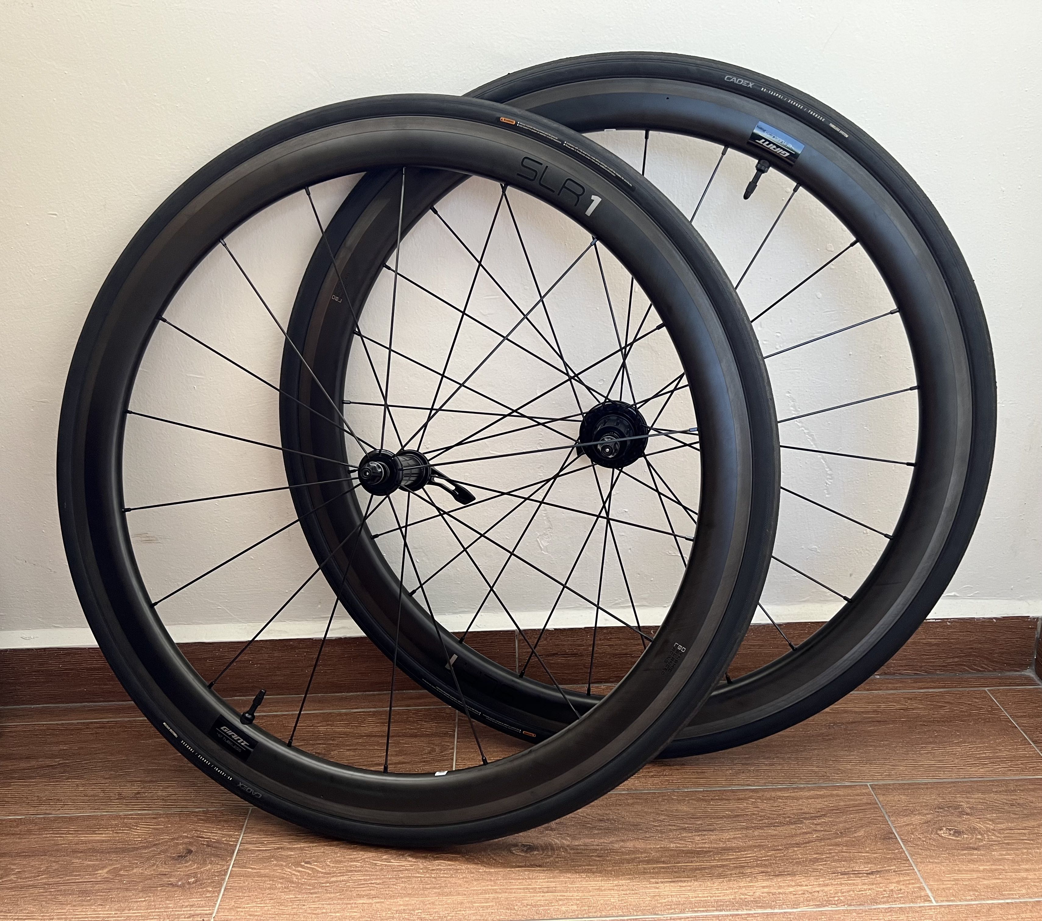Giant SLR 1 42mm carbon wheels rim, Sports Equipment, Bicycles & Parts ...