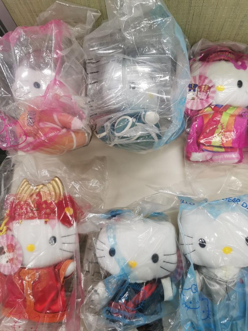 Hello kitty millennium vintage dolls, Hobbies & Toys, Toys & Games on ...