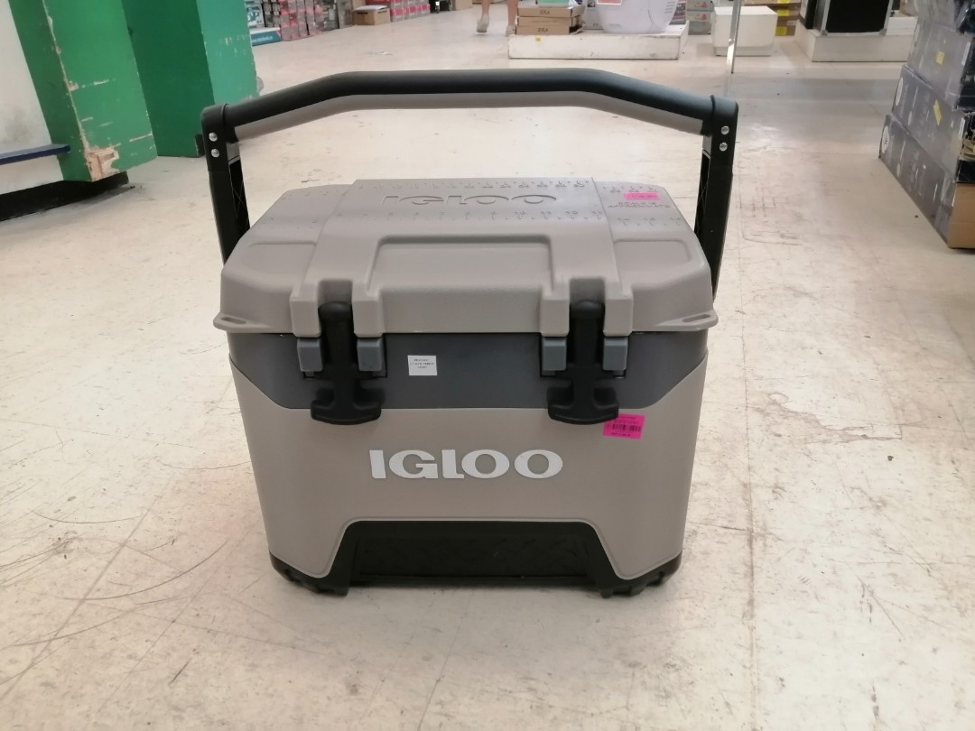 Igloo Icebox Cooler w/ Handle, Sports Equipment, Hiking & Camping on ...