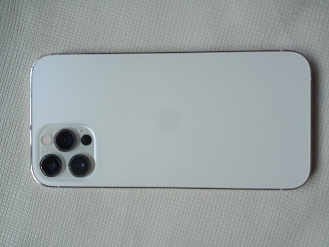 iPhone 12 Pro - White- Battery health 100%, Mobile Phones & Gadgets ...