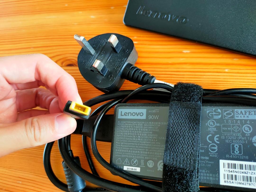 Lenovo Thinkpad Docking Station 40A2 with 90w power brick, Computers ...