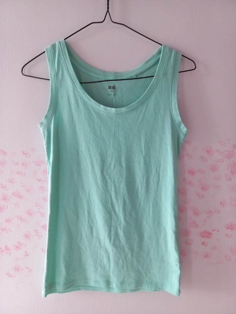UNIQLO Supima Sando, Women's Fashion, Tops, Sleeveless on Carousell