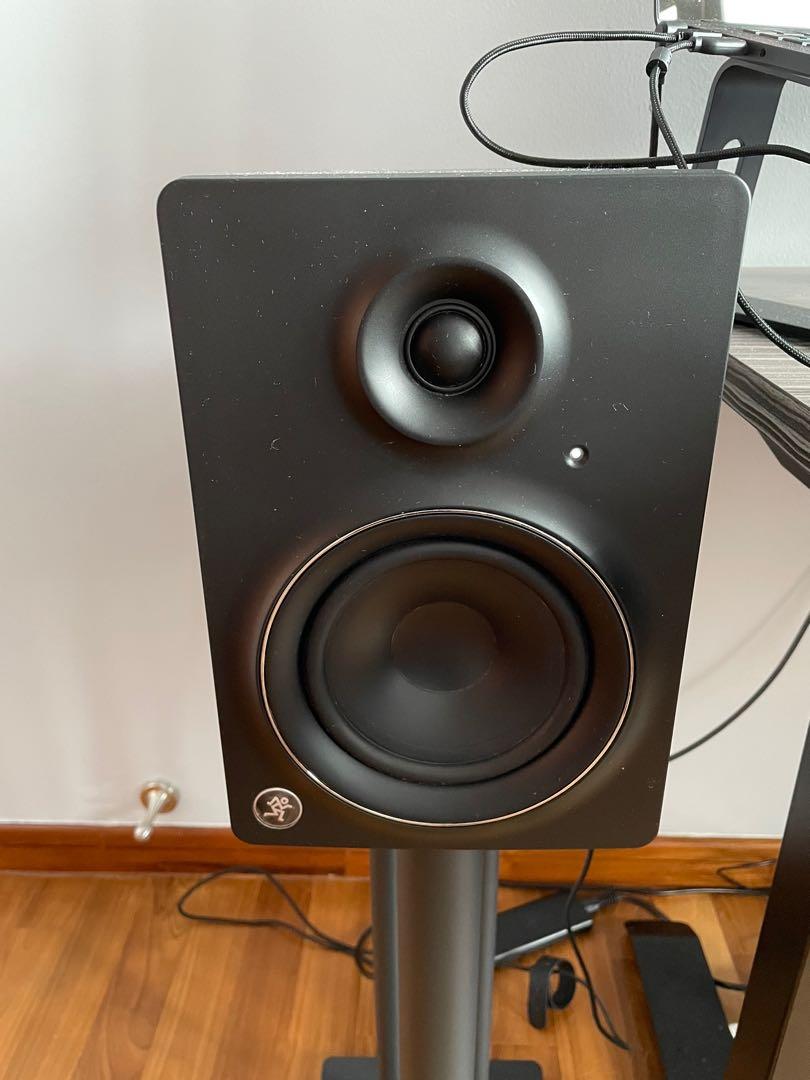 WTS Mackie MR5 Mk2, Audio, Soundbars, Speakers & Amplifiers on Carousell