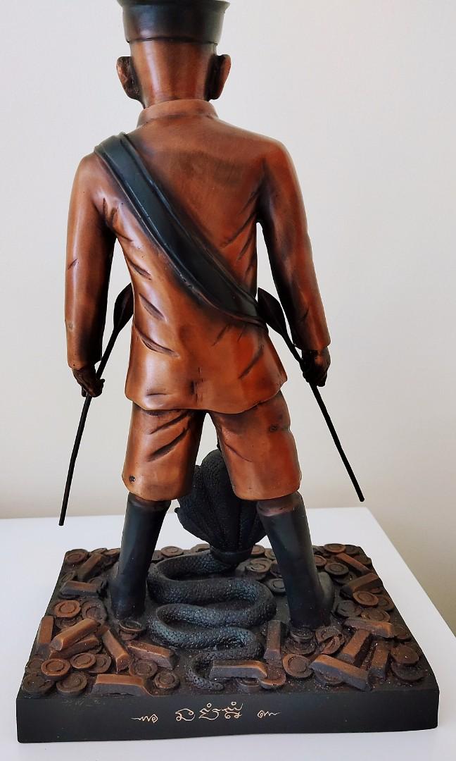 Ajarn Fon Deesawang BE2564 Grandmaster Ord, Hobbies & Toys, Memorabilia ...