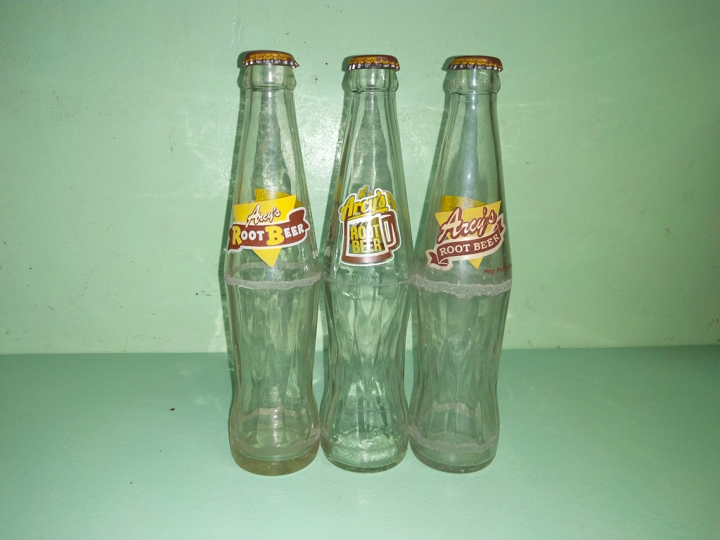 Arcy's Root Beer Bottle Set, Hobbies & Toys, Memorabilia & Collectibles ...