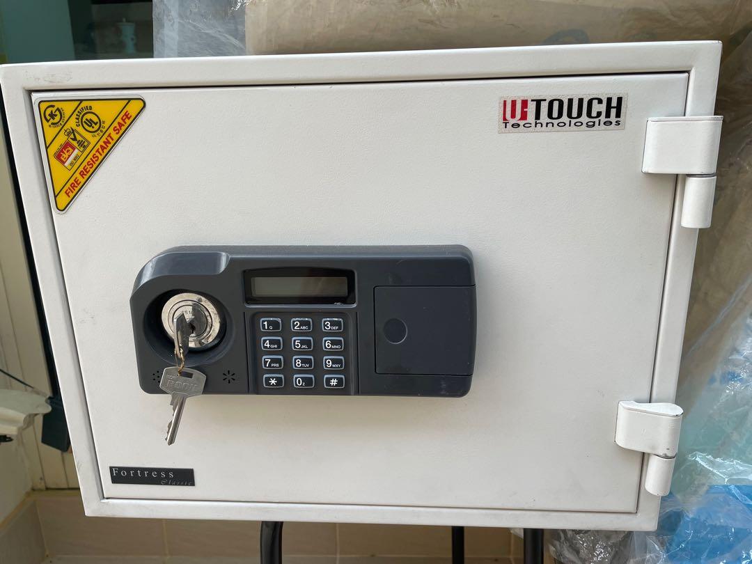 Booil Safes Fortress classic around 40kg Fire Resistant Safe made in ...