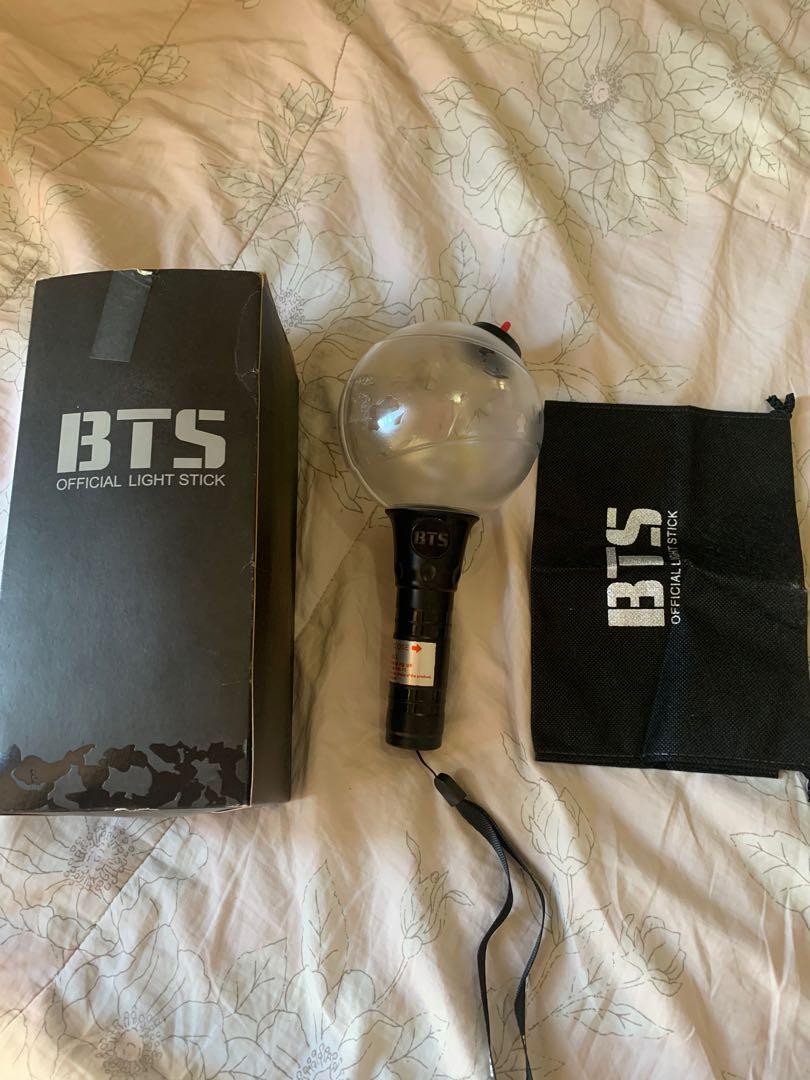 BTS Army bomb light stick version 1, Hobbies & Toys, Memorabilia ...