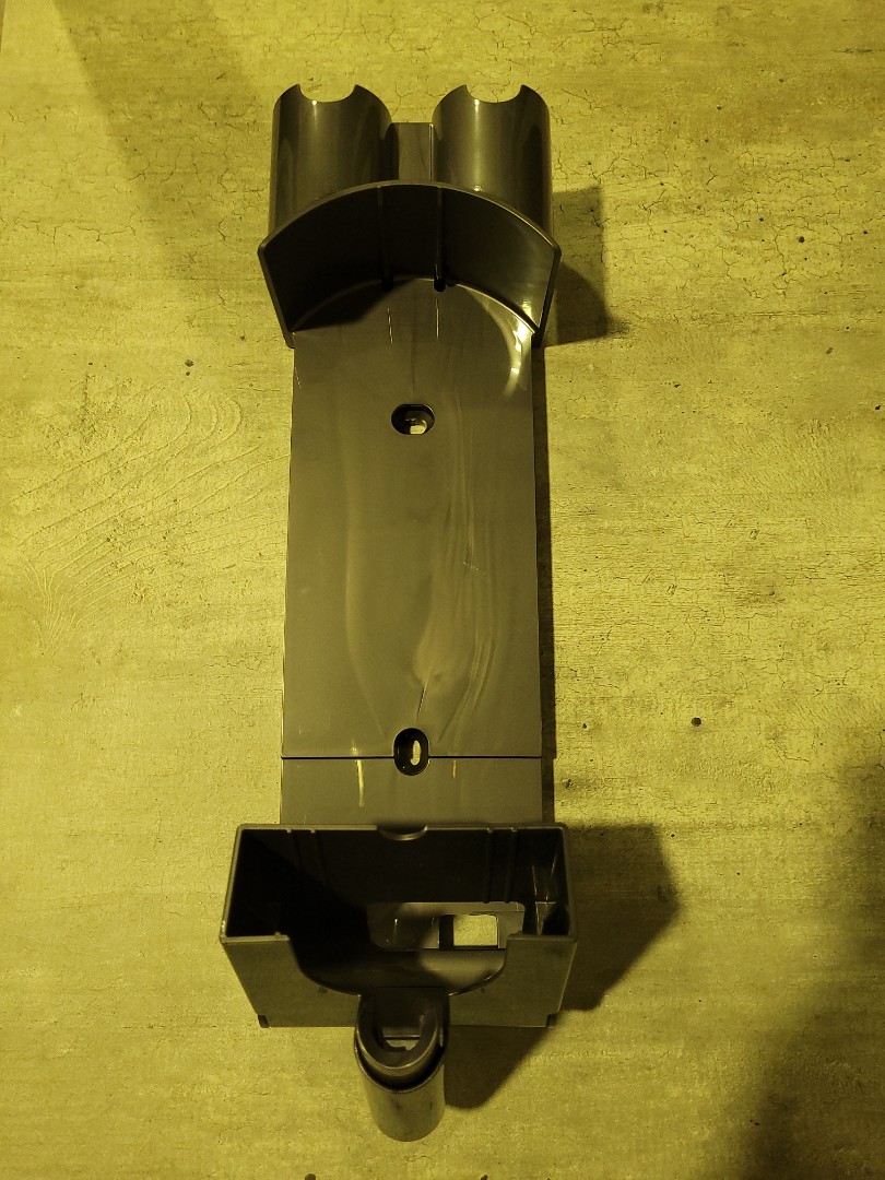 Dyson vacuum v8 mount bracket, TV & Home Appliances, Vacuum Cleaner ...