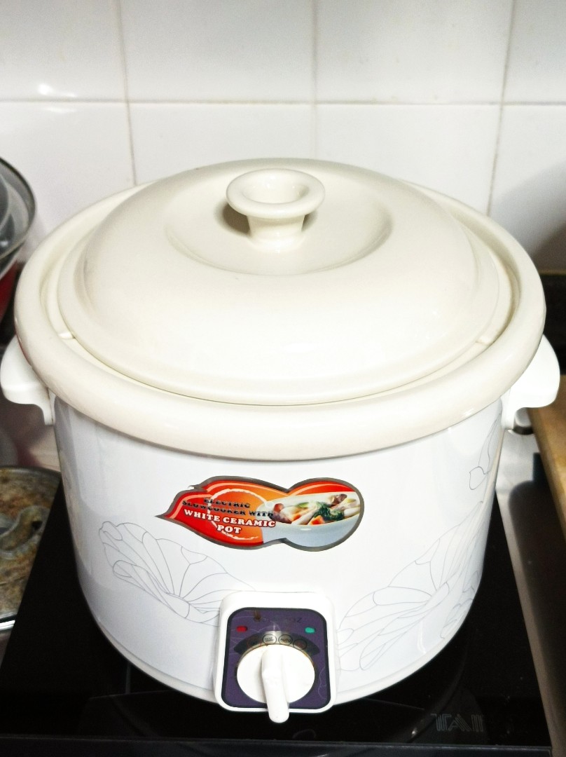 Electric Slow Cooker 3.0L, TV & Home Appliances, Kitchen Appliances ...