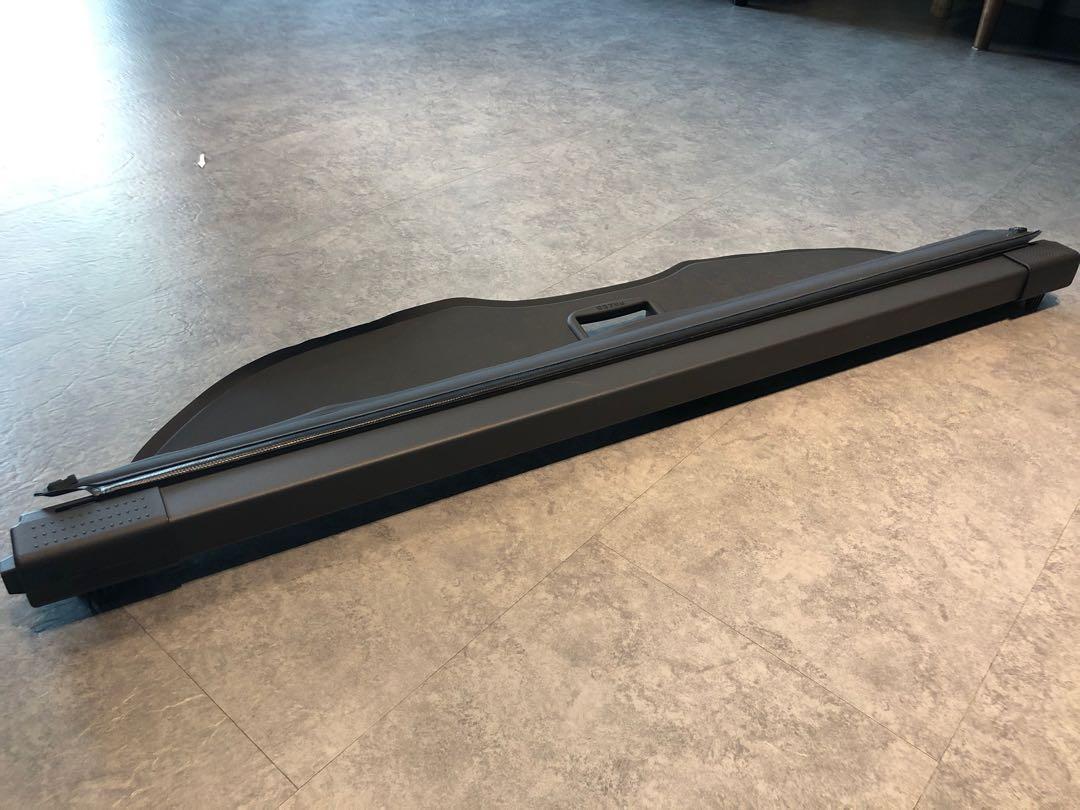 Ford Focus wagon retractable boot cover, Car Accessories, Accessories ...