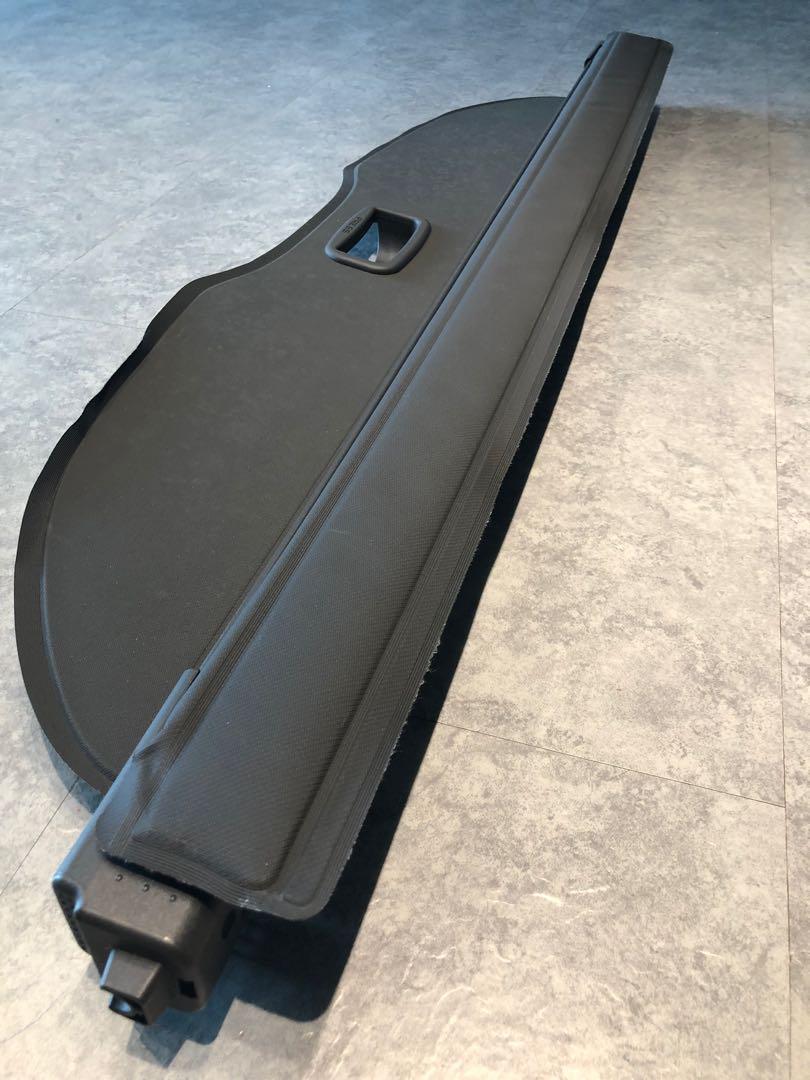 Ford Focus wagon retractable boot cover, Car Accessories, Accessories ...