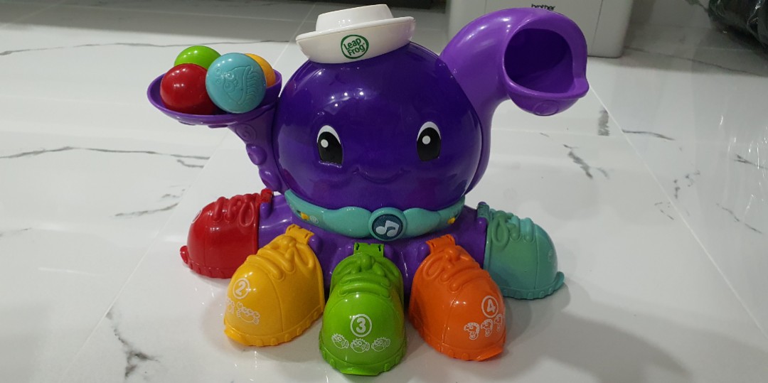 LeapFrog Peek-a-Shoe Talking Octopus, Babies & Kids, Infant Playtime on ...