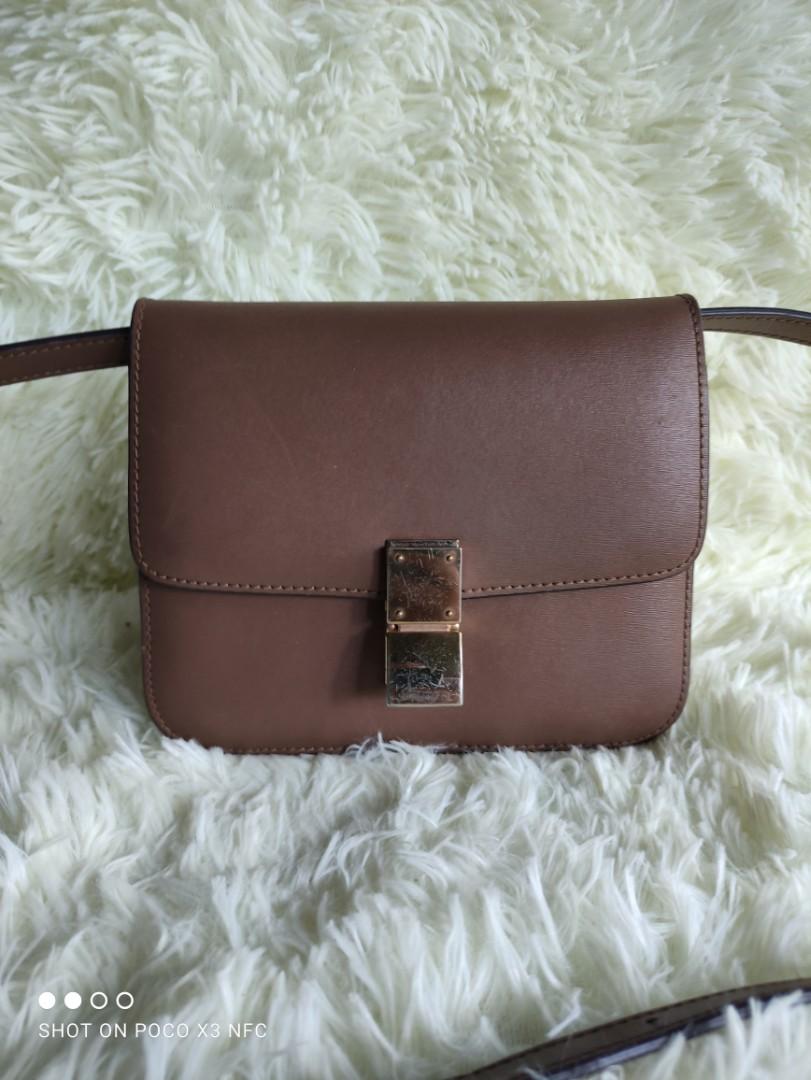 📢LELONG 📢 Celine Sling classic, Women's Fashion, Bags & Wallets, Purses & Pouches on Carousell