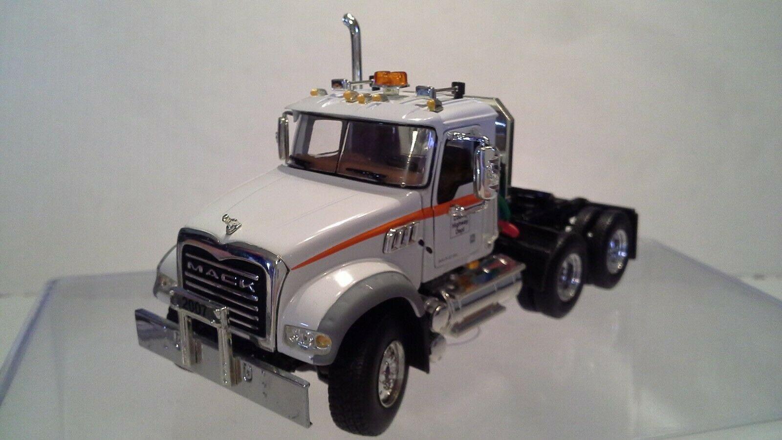 Rare Mack Granite lowboy 1/50 Diecast scale model, Hobbies & Toys, Toys ...