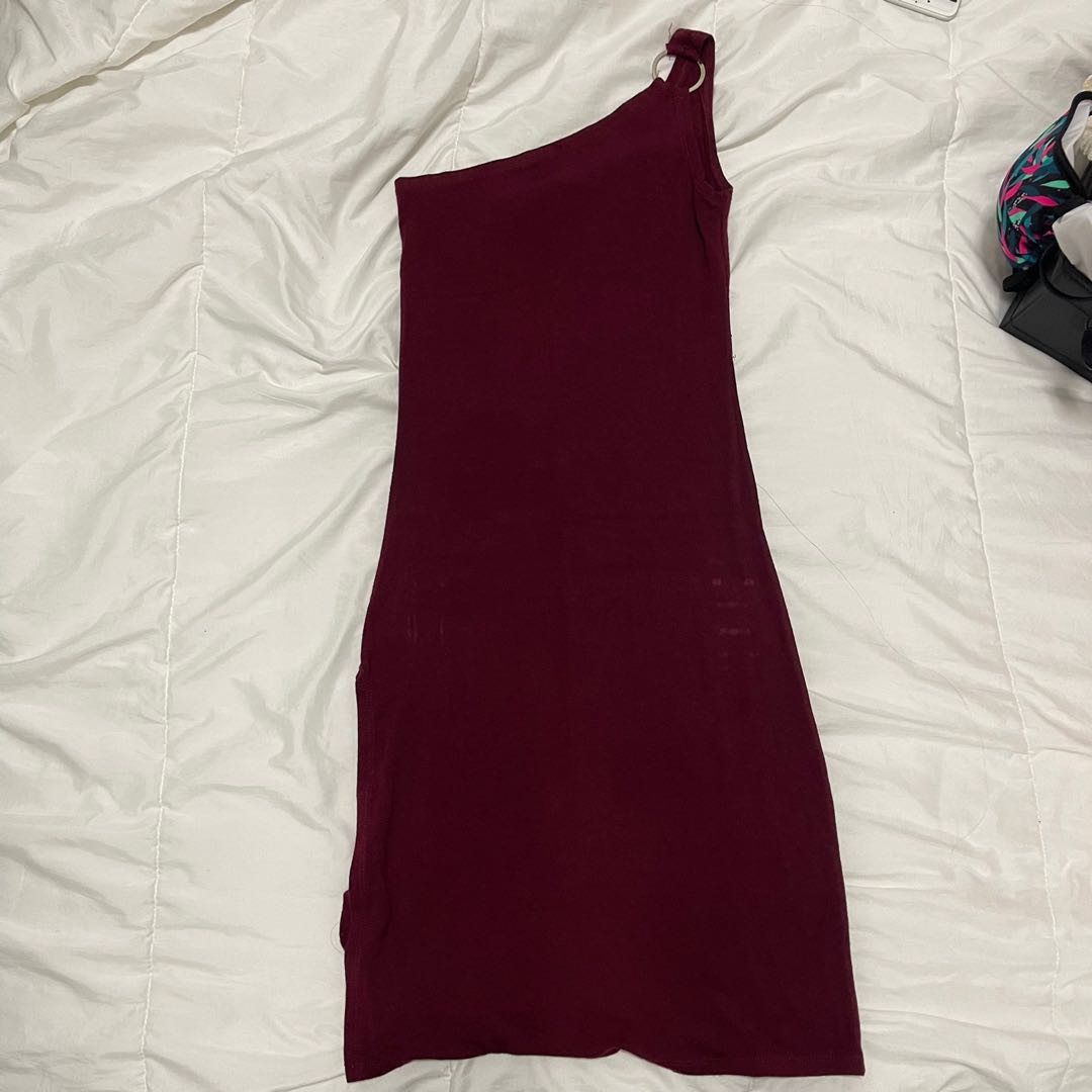 Maroon Toga Dress, Women's Fashion, Dresses & Sets, Dresses on Carousell