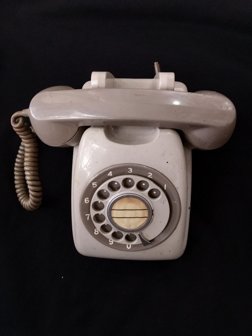 Telepon putar jadul, Antik, Pajangan di Carousell