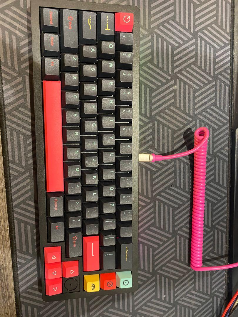 The Mark 65 Custom Keyboard, 電腦＆科技, 電腦周邊及配件, 電腦鍵盤及相關產品 - Carousell