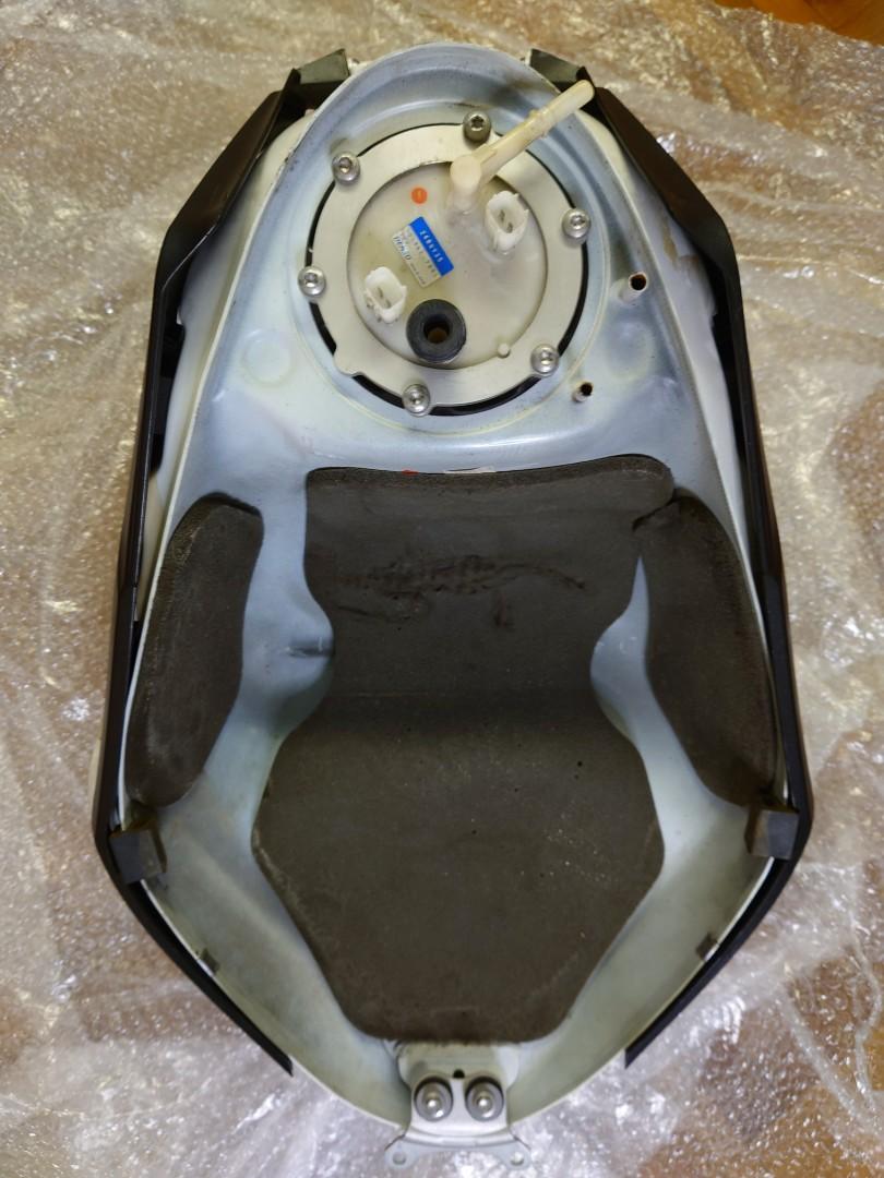 Triumph Daytona 675R Fuel Tank 2013-17 OEM, Motorcycles, Motorcycle ...