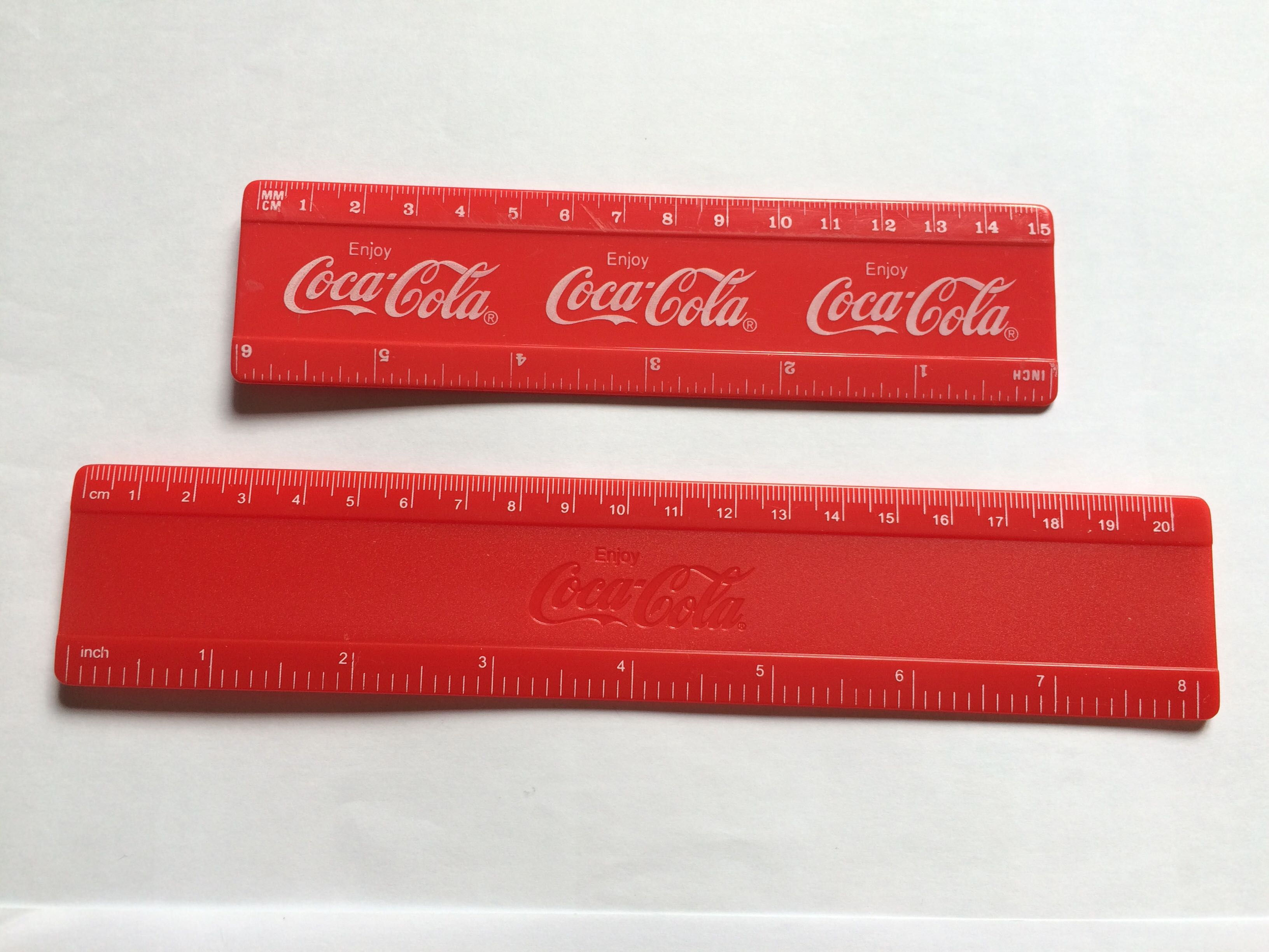 可口可樂 Coca Cola 間尺 Ruler 絕版 收藏品, 興趣及遊戲, 書本 & 文具, 雜誌及其他 - Carousell