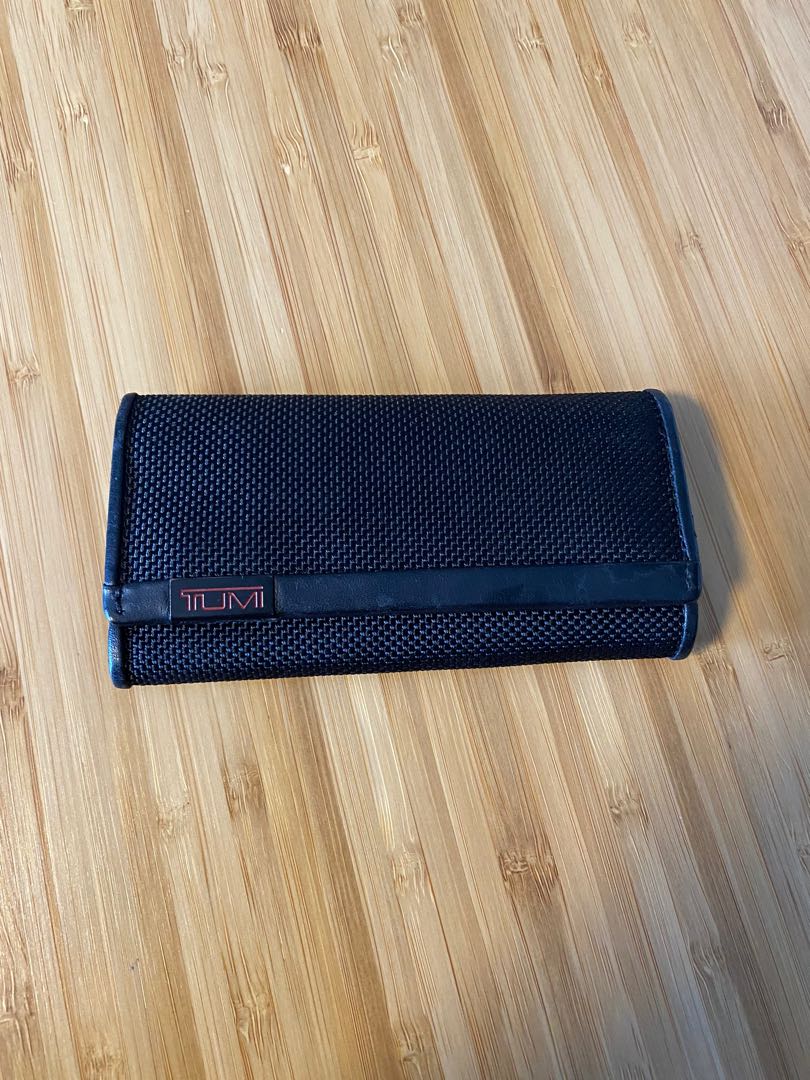 Authentic Tumi key pouch, Men's Fashion, Watches & Accessories, Wallets ...
