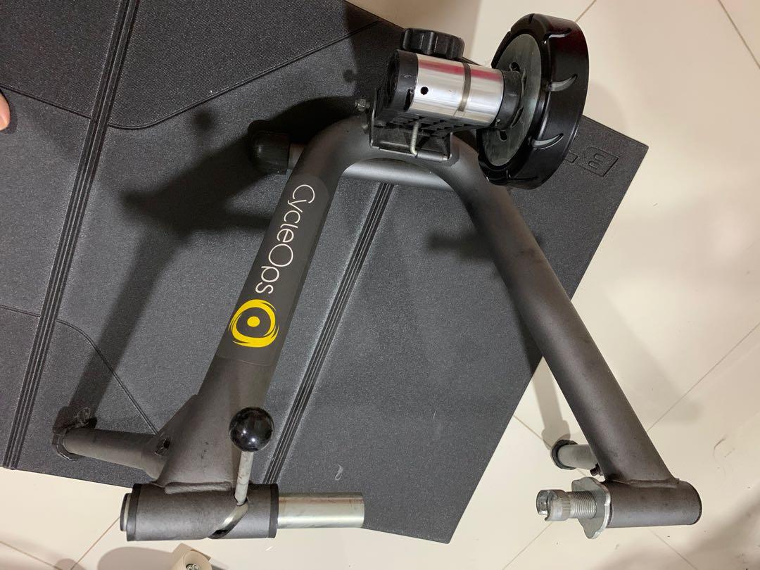 CycleOps magnetic indoor trainer, Sports Equipment, Bicycles & Parts ...