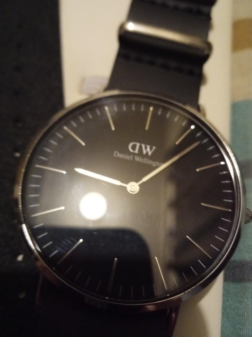 Original DW watch, Men's Fashion, Watches & Accessories, Watches on ...