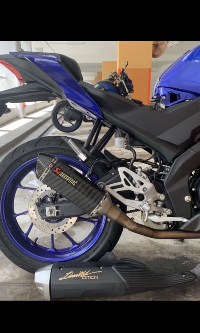 R15 v3 Akra Pipe, Motorcycles, Motorcycle Accessories on Carousell
