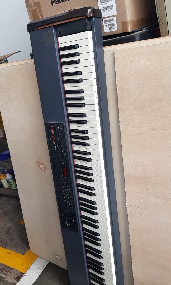 Roland RD-150 keyboard piano, Hobbies & Toys, Music & Media, Musical ...