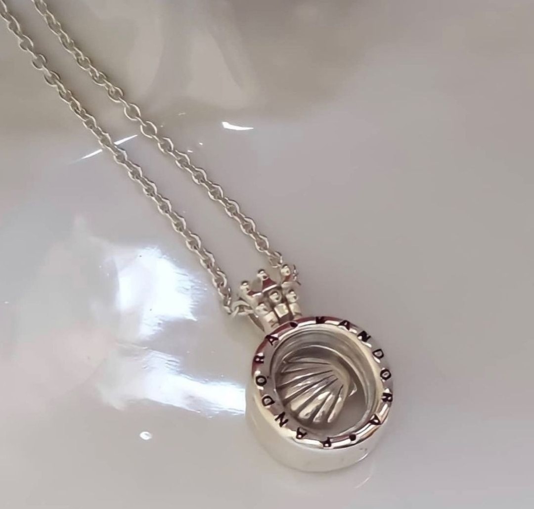 ‼️SALE‼️AUTHENTIC PANDORA LOCKET NECKLACE with SHELL CHARM‼️, Women's ...