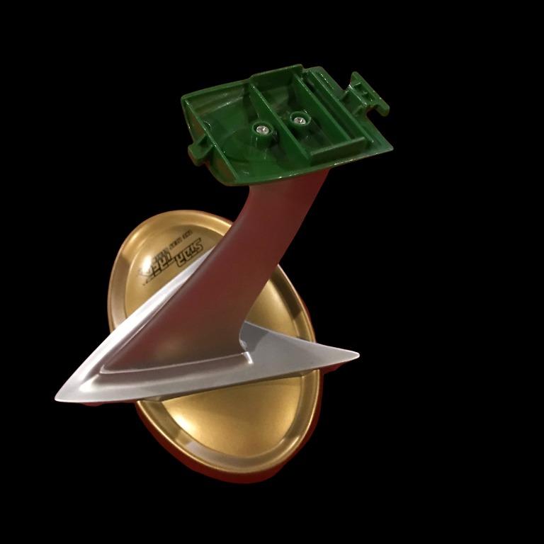 Star Trek: Generations Klingon Bird-of-Prey The K'Vort Class Cruiser as ...