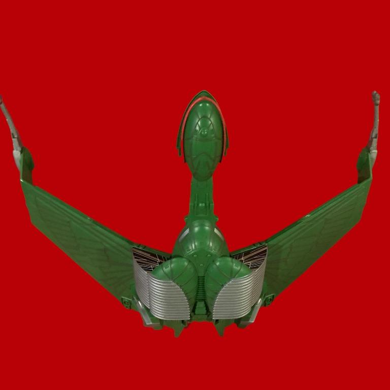 Star Trek: Generations Klingon Bird-of-Prey The K'Vort Class Cruiser as ...