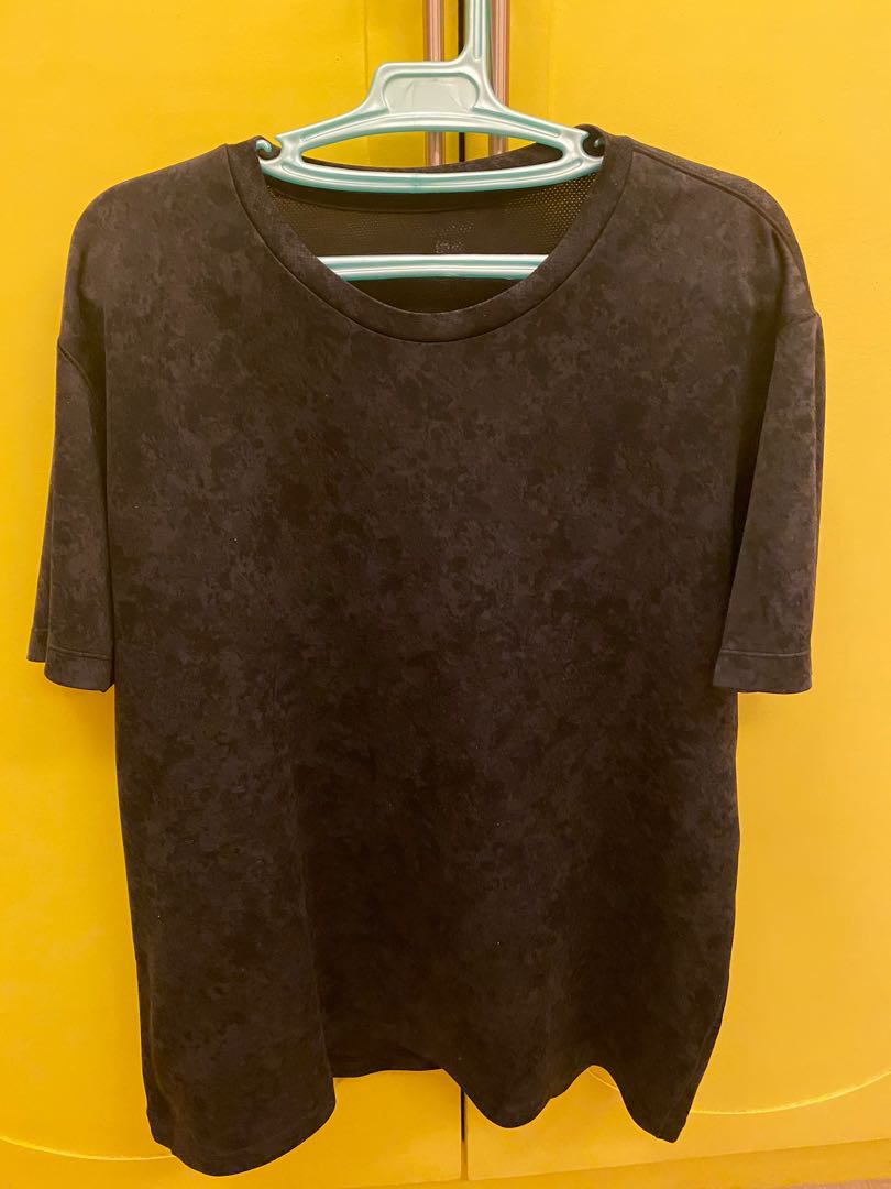 Uniqlo Dri-Fit, Men's Fashion, Tops & Sets, Tshirts & Polo Shirts on ...