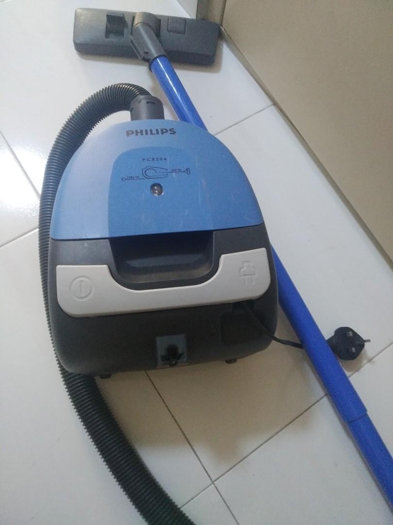 Philips Vacuum cleaner Fc8204, TV & Home Appliances, Vacuum Cleaner & Housekeeping on Carousell